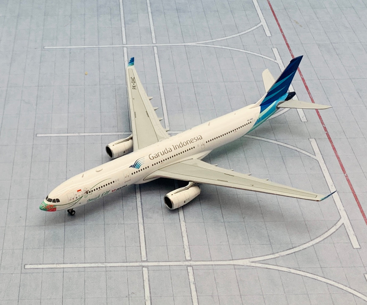 JC Wings 1/400 Garuda Indonesia Airbus A330-300 Mask On PK-GHC – First Class Collectables