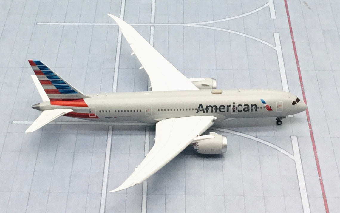 Gemini Jets 1/400 American Airlines Boeing 787-8 N808AN flaps down ...