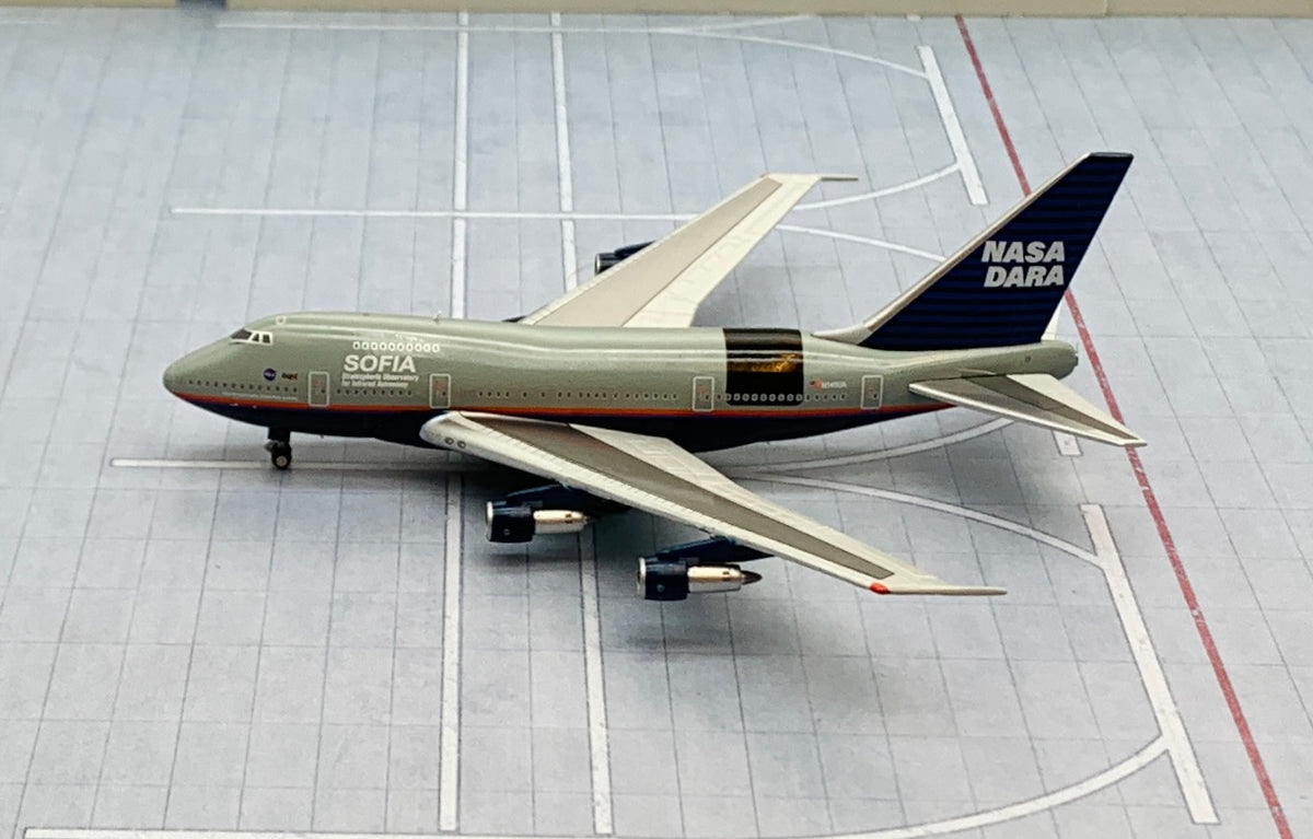 JC Wings 1/400 Sofia Nasa Dara Boeing 747SP United Airlines livery ...