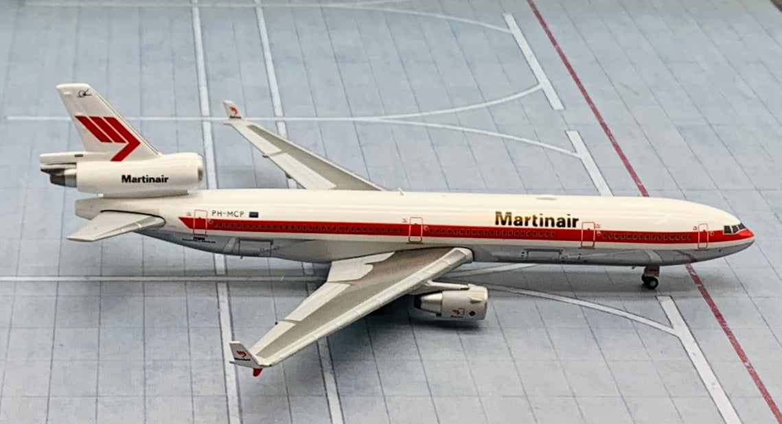 JC Wings 1/400 Martinair McDonnell Douglas MD-11 PH-MCP – First Class ...