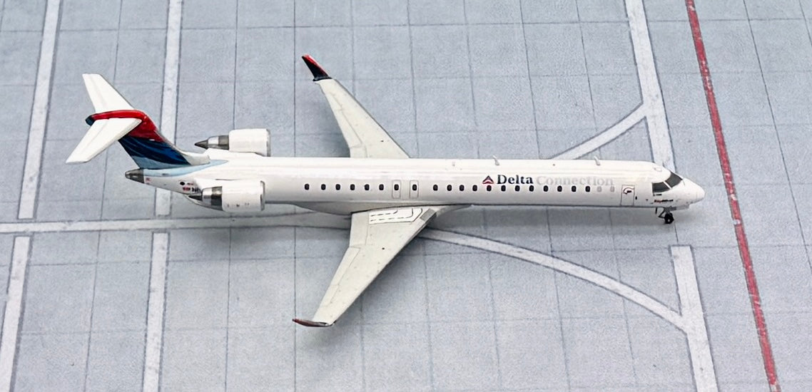 Gemini Jets 1/400 Delta Airlines Skywest Airlines Bombardier CRJ-900ER ...