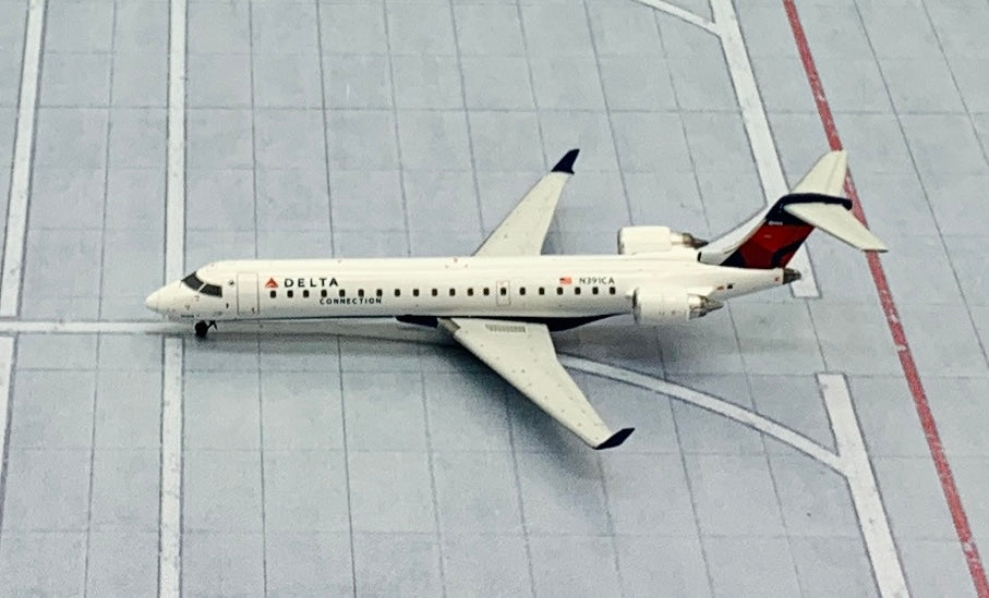 Gemini Jets 1/400 Delta Connection Bombardier CRJ700ER N391CA – First ...